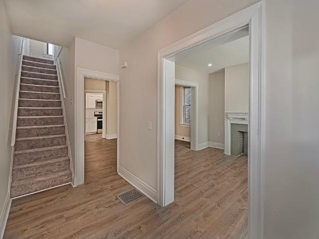 527 Marie Ave