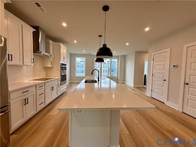 527 Munson Woods Walk B