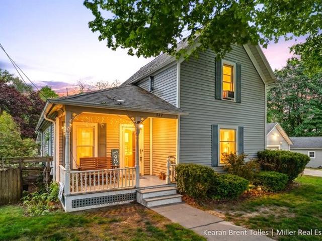 527 N Boltwood St, Hastings, MI 49058