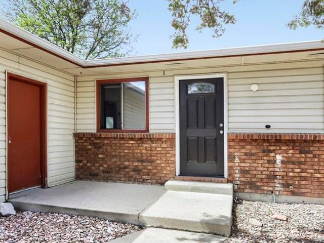 527 S Estrella Ave, Loveland, CO 80537