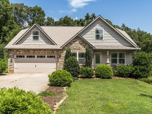527 S Fredrick Way, Boiling Springs, SC 29316