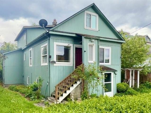 527 S Sullivan St, Seattle, WA 98108