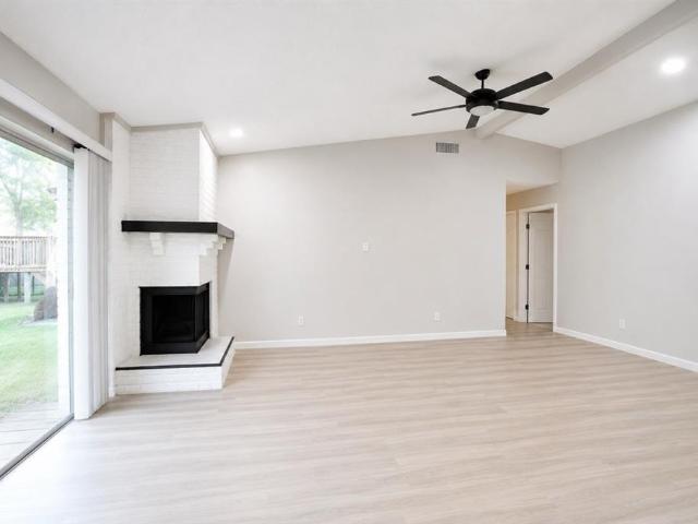 527 Shelly Court