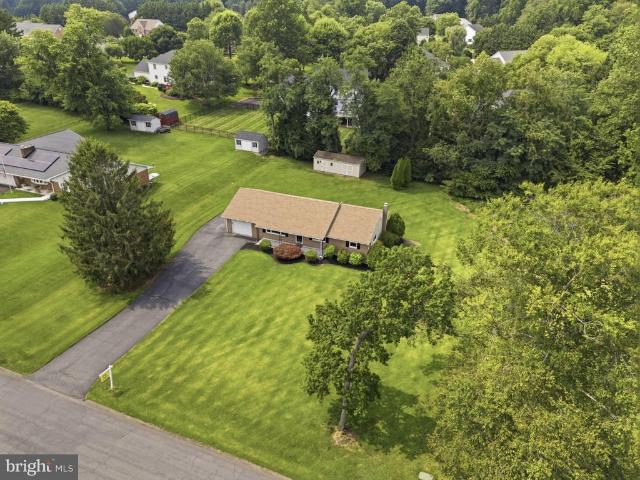 527 Stratford Road