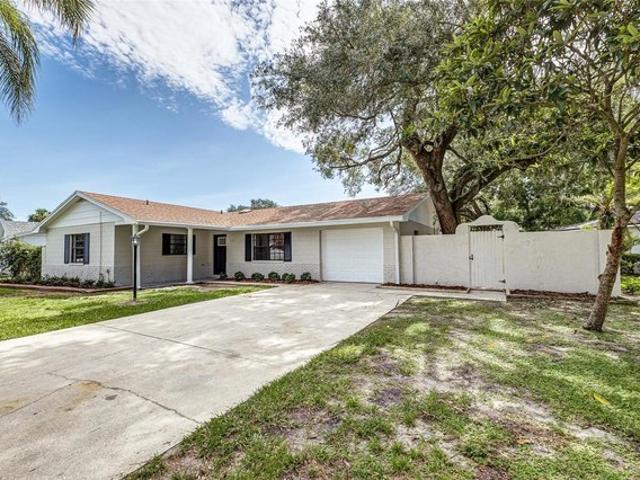 527 Princess Pl, Lakeland, FL 33803
