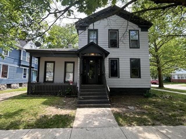 527 W Cedar St, Kalamazoo, MI 49007