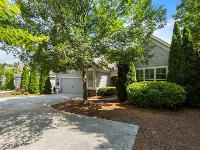 527 Winding Ridge Circle SW