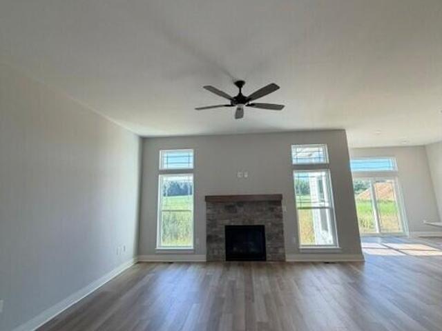 527 Talbots Woods Dr