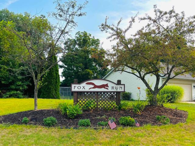 52845 Hollow, South Bend, IN 46628 | MLS #202433
