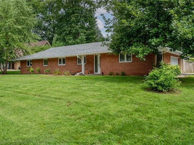 5284 Bittersweet Dr, Washington Township, OH 45429