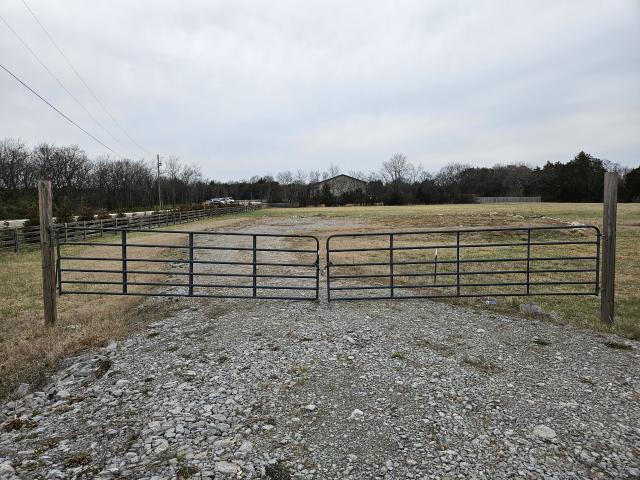 5285 Woodbury Pike