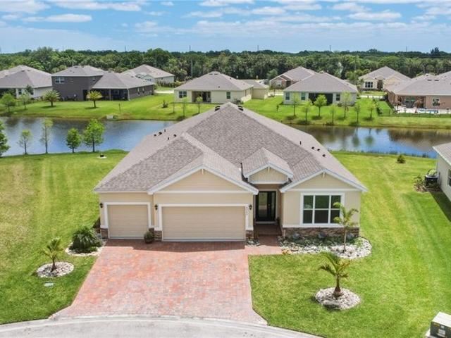 5285 2nd Mnr, Vero Beach, FL 32968