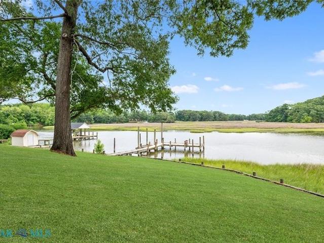 5286 Bennetts Pasture Rd, Suffolk, VA 23435