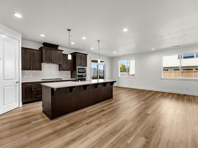 5288 N 93rd Ave, Camas, WA 98607