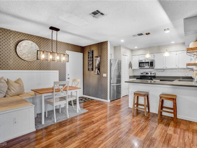 5289 Chattanooga Ave, Las Vegas, NV 89122 | Compass