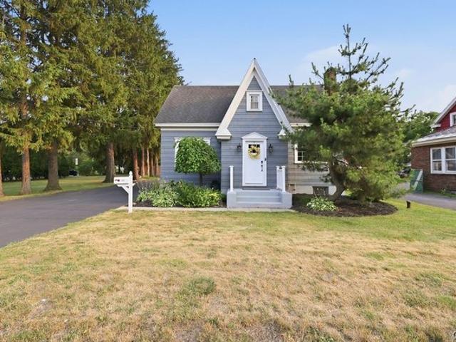 5280 W Taft Rd, Syracuse, NY 13212