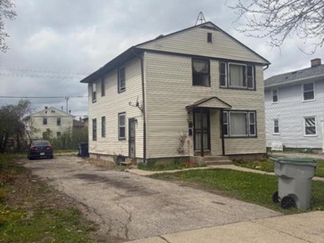 5281 N 28th St, Milwaukee, WI 53209