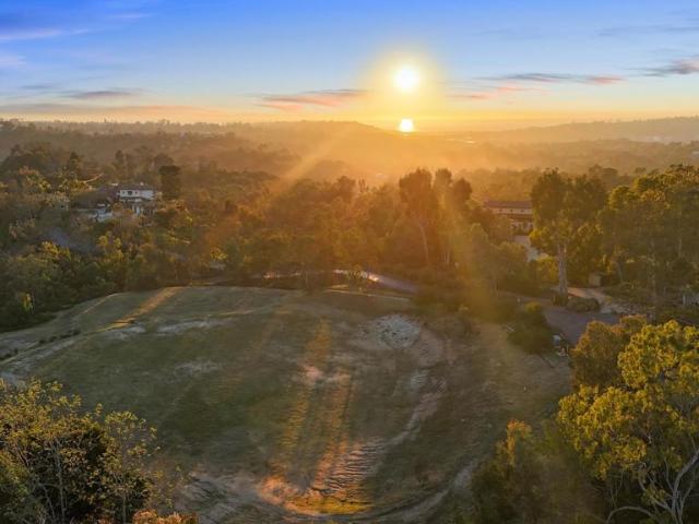 5281 La Glorieta