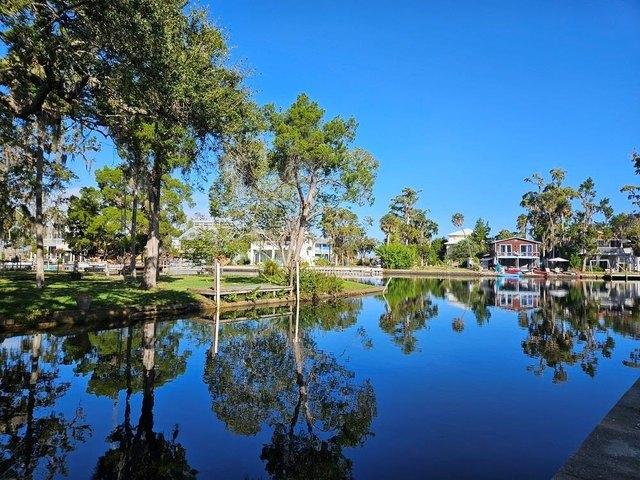 5281 Tuna Ln, Weeki Wachee, FL 34607