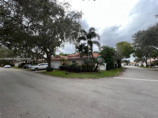 5283 SW 33rd Way, Fort Lauderdale, FL 33312 | MLS #A11984 | Compass