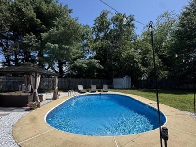 528 Corwill Ter, Toms River, NJ 08753