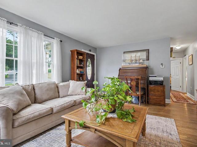 528 Chester Avenue