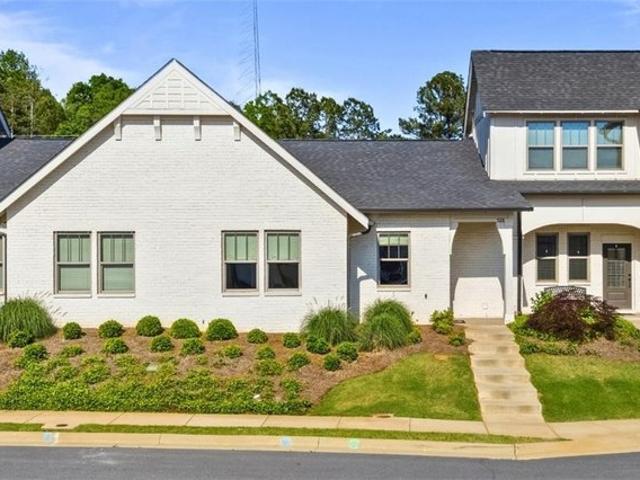 528 Grey Oak Cir, Auburn, AL 36830
