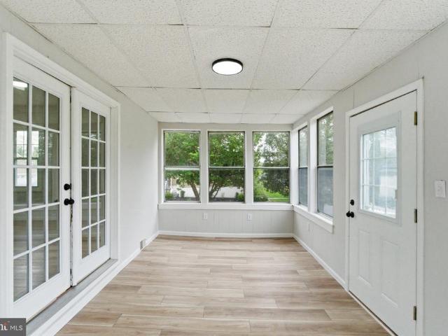 528 Davis Road