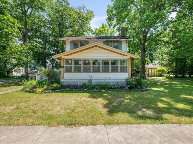 528 E 4th St, Lakeside, OH 43440