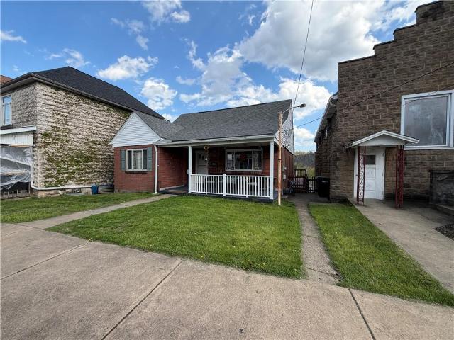 528 E 8th Ave, Tarentum, PA 15084 | MLS #1750