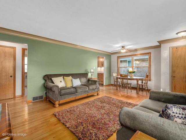 528 E Washington Street