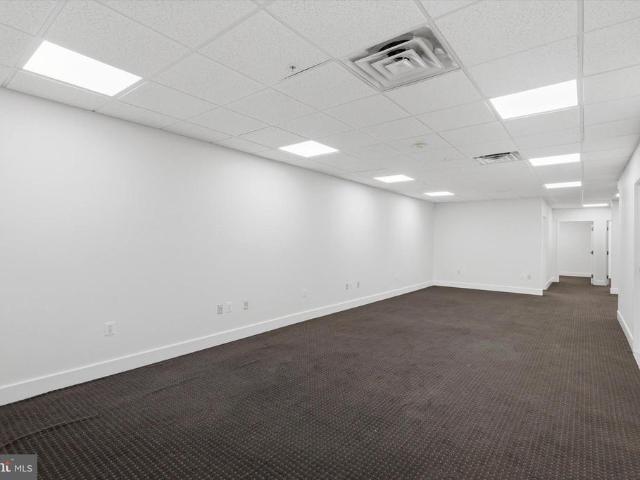528 E Lancaster Avenue # 1