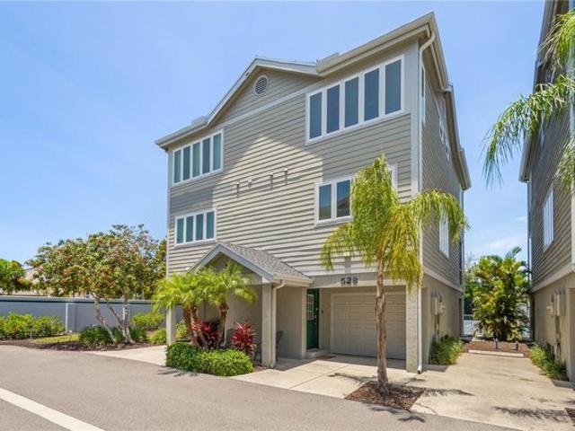 528 Forest Way, Longboat Key, FL 34228