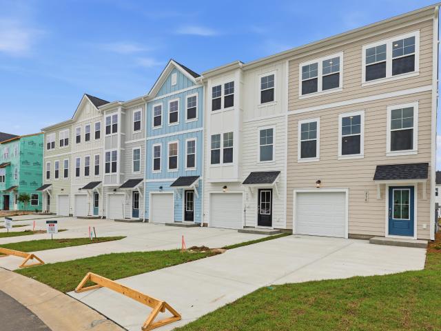 528 Heathwood Way