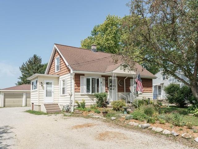528 Humboldt St, Watertown, WI 53094