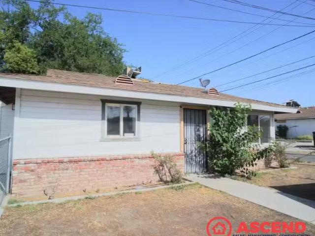 528 Jackson St 528 Jackson St, Bakersfield, CA 93305