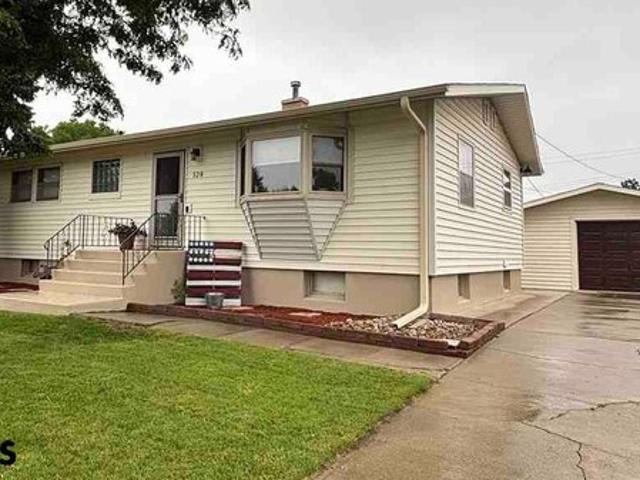 528 O St, Bridgeport, NE 69336