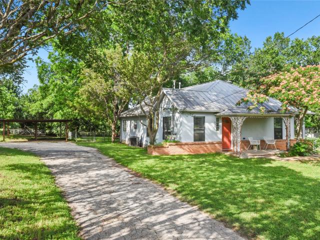 528 Old Mcdade Rd