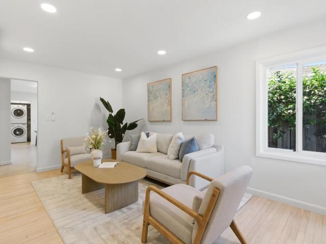 528 Macarthur Avenue