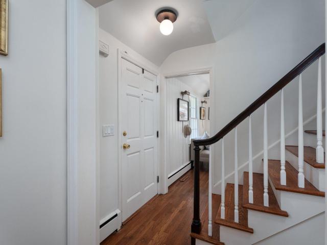 528 Mercer Road