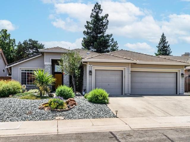 528 Millfront Ave, Yuba City, CA 95991