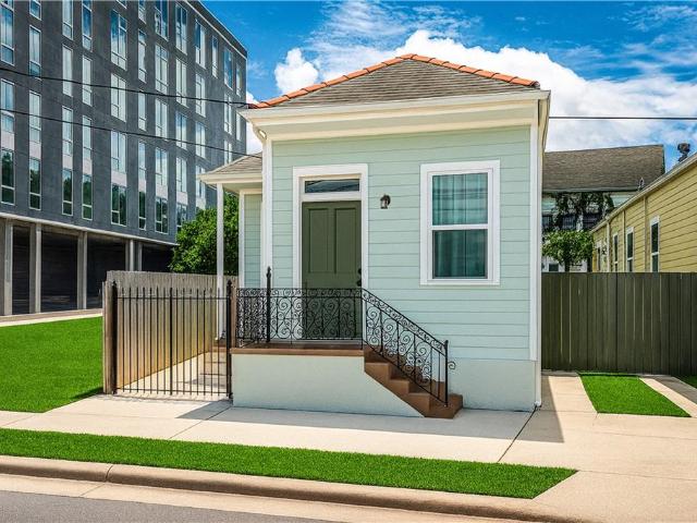 528 S Rocheblave St, New Orleans, LA 70119 | MLS #2515