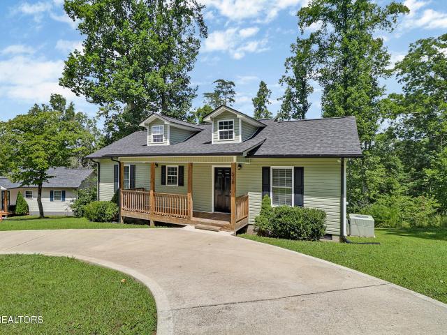 528 Siever Rd