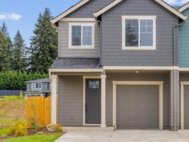 528 Spring Blvd, Woodburn, OR 97071
