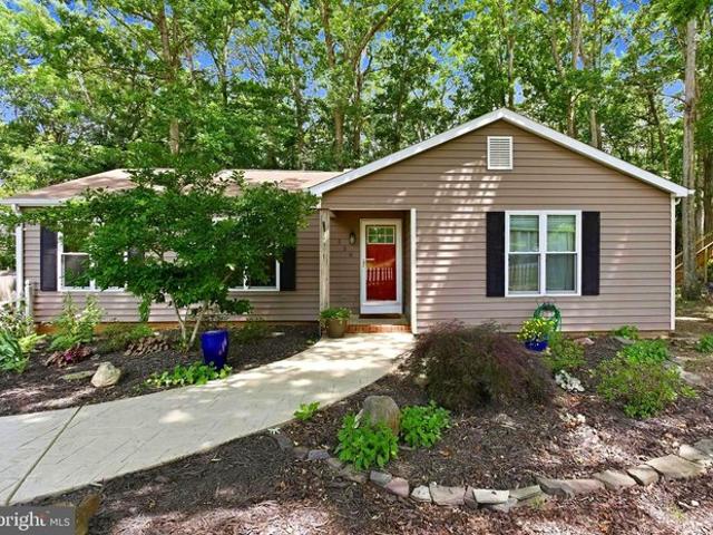 528 Pleasants Dr, Fredericksburg, VA 22407