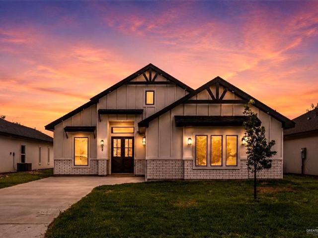 528 W Freedom Way