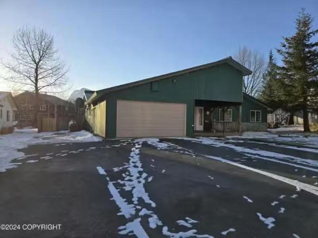 528 W KLUTINA ST, VALDEZ, AK 99686 Single Family Residence For.