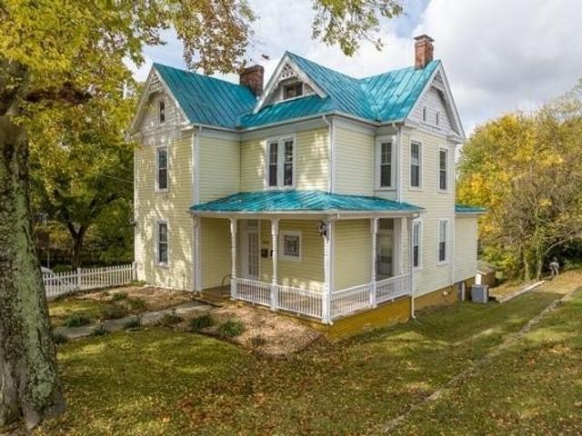 528 W Main St, Danville, VA 24541