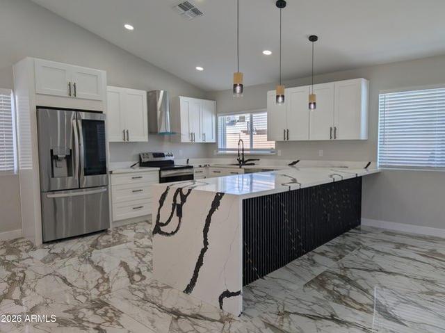 528 W Mohawk Ln, Phoenix, AZ 85027