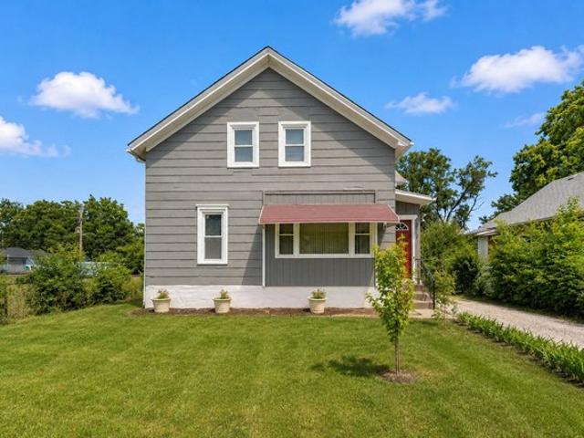 528 Water St, Joliet, IL 60436